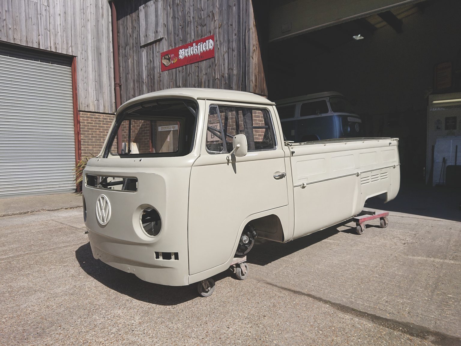 The Second Coming - The Drag Racing VW Bay Window Single-Cab Type2 ...